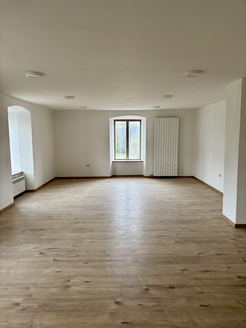 Obnovljeni prostori za društva v Šmihelu - pivka.si